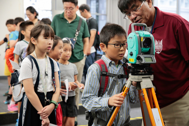PHOTO GALLERY 2018｜早稲田大学 小中学生のための科学実験教室「ユニラブ」
